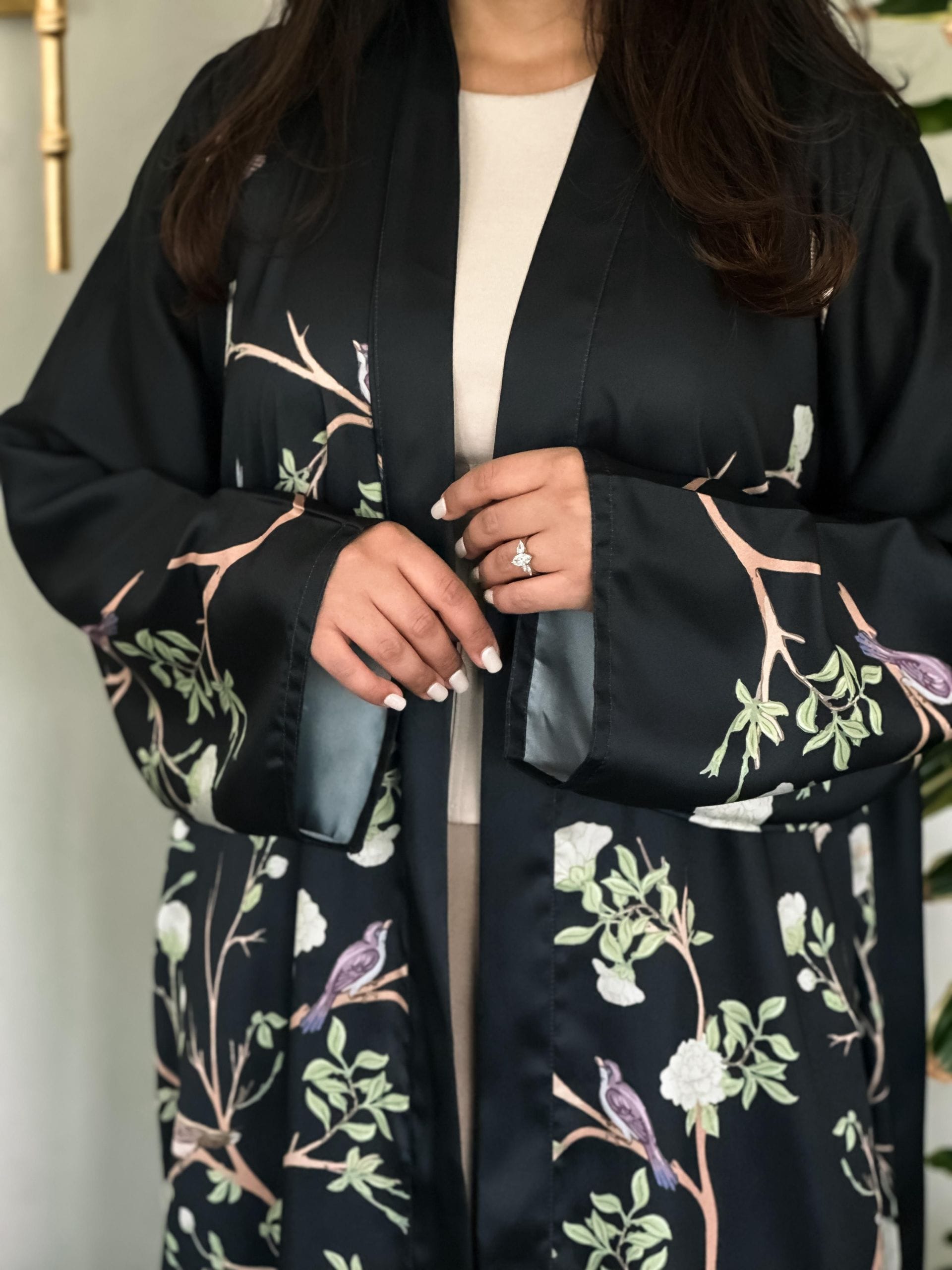 Black Bird (Abaya) – Amina Gallery