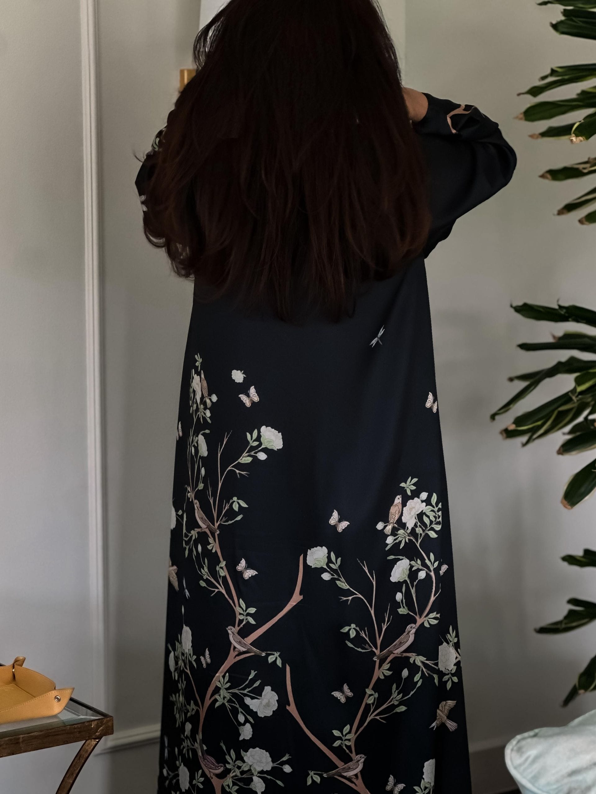 Black Bird (Abaya) – Amina Gallery